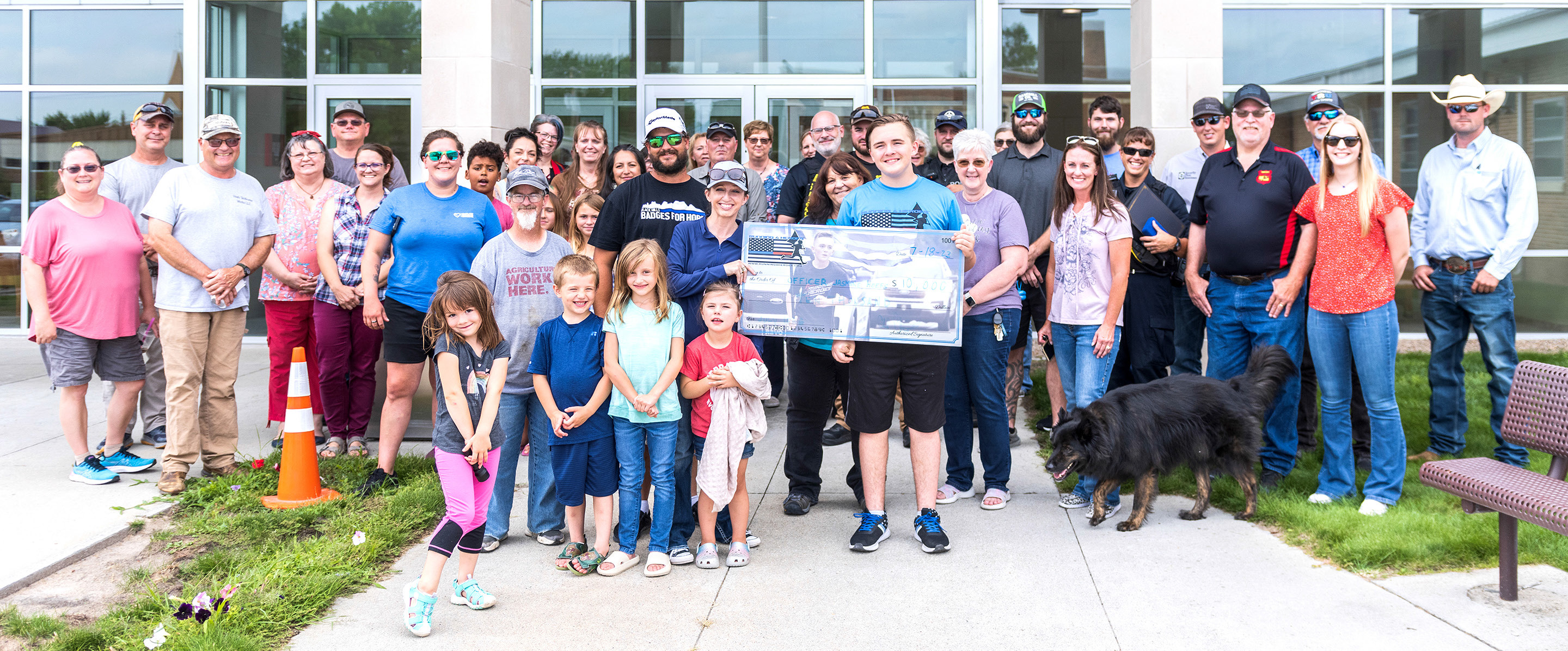 Honoring a true hometown hero! | Valentine Midland News